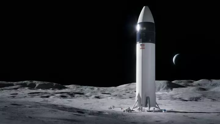 NASA Mendorong Kembalinya Bulan Ke 2025, Menyalahkan Sebagian dari Gugatan Blue Origin Bezos