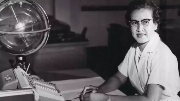 Setsebi sa Lipalo sa NASA Katherine Johnson O hlokahala A le lilemo li 101