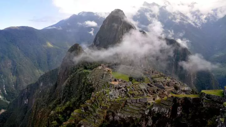 B’fhéidir gur Mhair Machu Picchu beagnach 600 bliain mar gur thóg na hIncíní an Chathair go D’aon turas ar Líne Locha