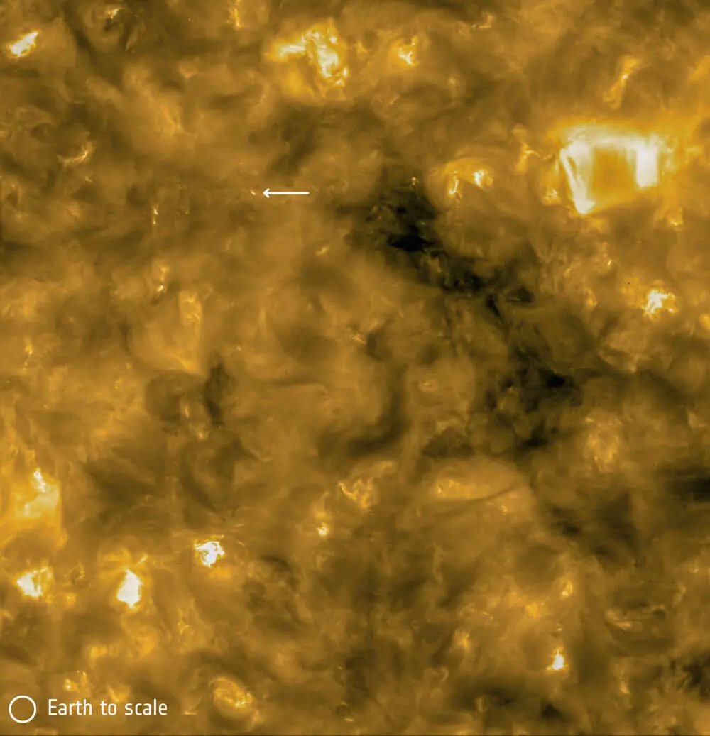 ESA ၏ Solar Orbiter သည် နေ၏ အနီးကပ်ဆုံးပုံရိပ်များကို ထုတ်ဖော်ပြသခဲ့သည်။ 1476_1