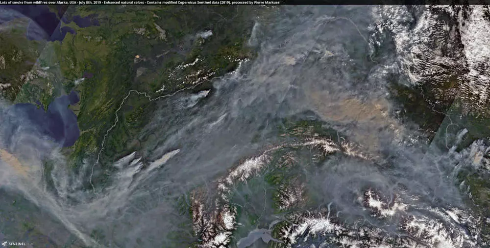 Estas imágenes satelitales muestran cuán grave es el problema de los incendios forestales en el Ártico 1823_2