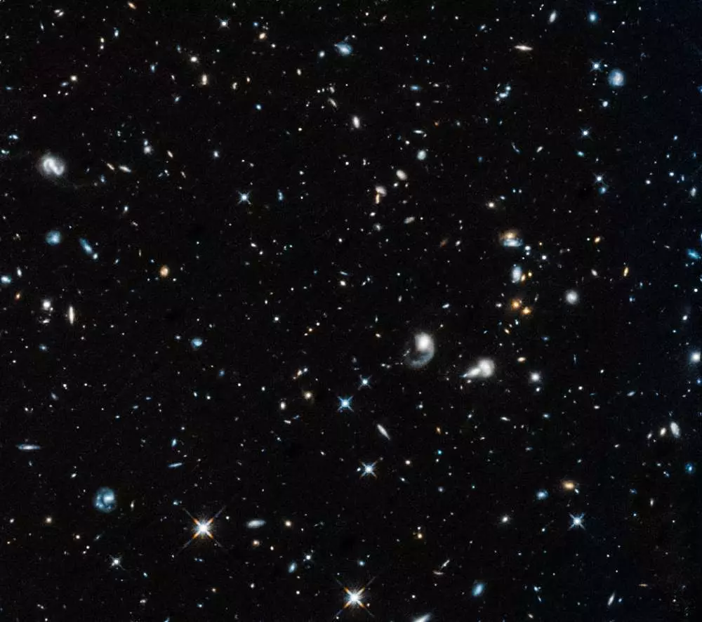 Hình ảnh đầu tiên của Hubble sau khi thoát khỏi Chế độ an toàn 2036_1