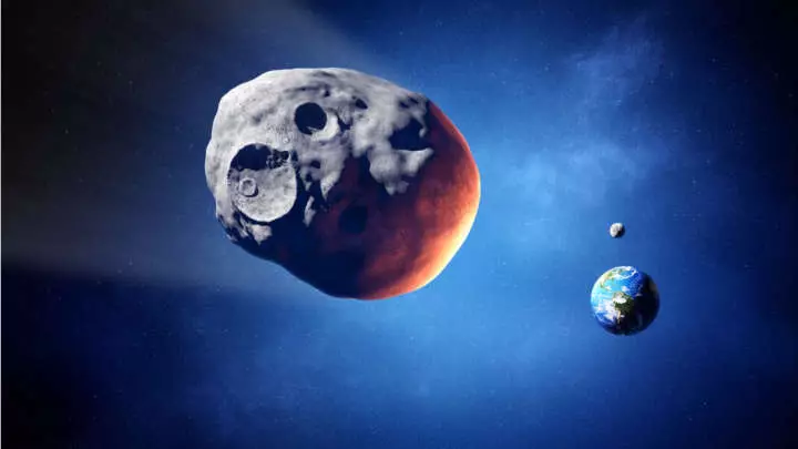 IAsteroid enobungakanani bebhasi sele iza kuJika idlule eMhlabeni, kufutshane nakuthi amaxesha amathathu kuneNyanga.