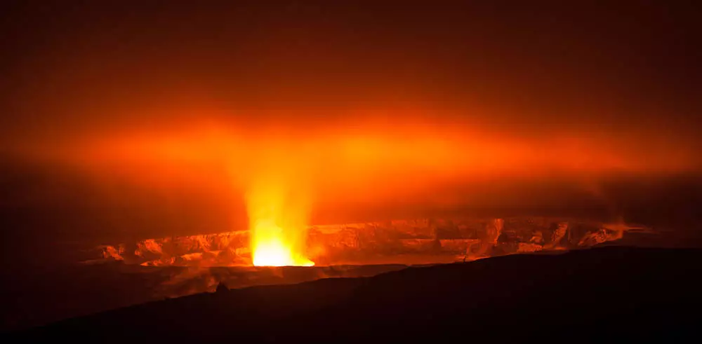 Deze nette animatie laat zien hoe 50 jaar vulkaanuitbarstingen en aardbevingen eruit zien 2610_2