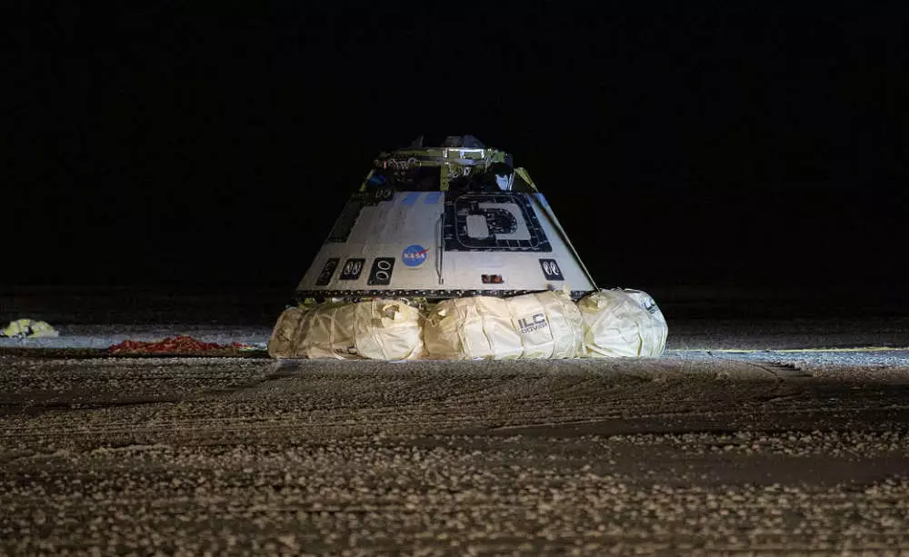 ボーイングの中止されたスターライナーテスト飛行は、今年のクリスマスプレゼントなしでISSに宇宙飛行士を残します 2682_1