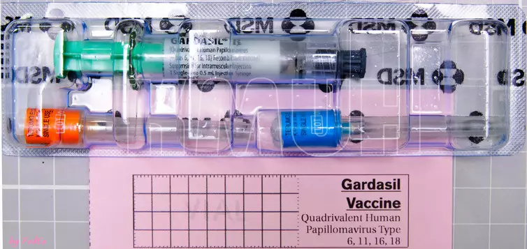 Mutilek HPV txertoa ere lortu beharko lukete, aho eta genitalen minbizietatik babesteko 2961_3