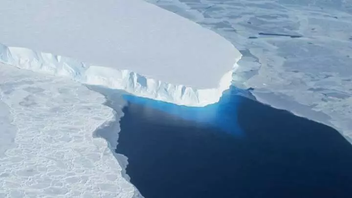 'Doomsday Glacier' ຂອງ Antarctica ໄດ້ກາຍເປັນຄວາມບໍ່ສະຖຽນລະພາບຫຼາຍຂຶ້ນໃນຂະນະທີ່ມັນລະລາຍ