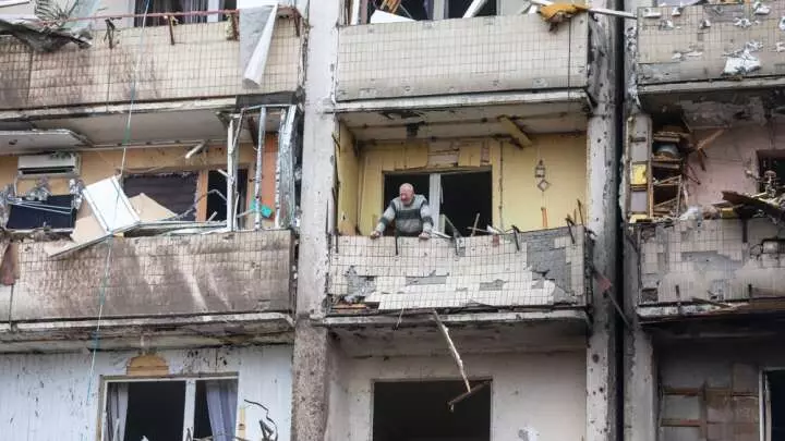 Iwwer 100 Gesondheetsariichtungen goufen an der Ukraine attackéiert, seet d'WHO