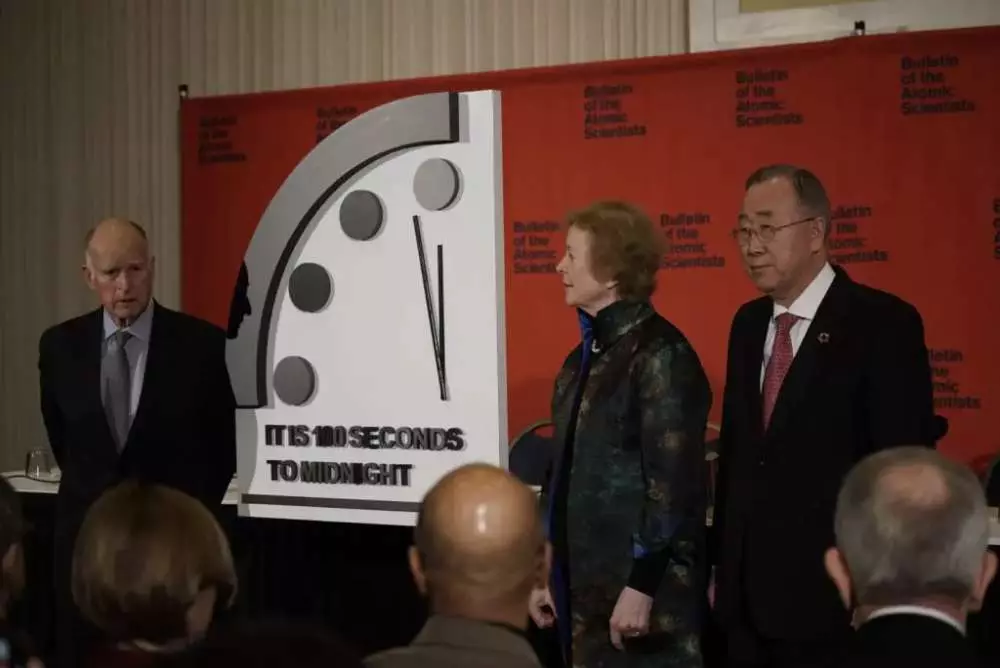 Doomsday Clock Inoswedera Pedyo Nenjodzi Pa100 Seconds kusvika Pakati pehusiku 3374_1