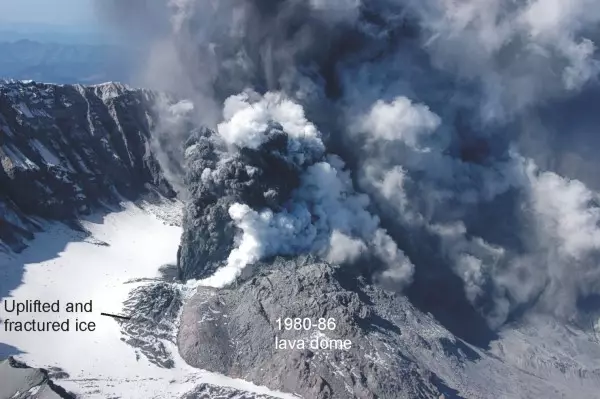 Zemljotresi ispod planine St. Helens ukazuju da se magma komora puni 3673_2