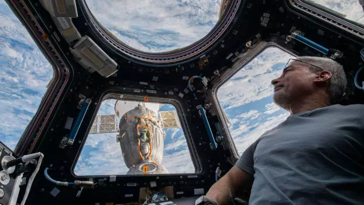 Астронаут Марк Ванде Хеи управо је оборио рекорд за најдужи НАСА лет у свемир
