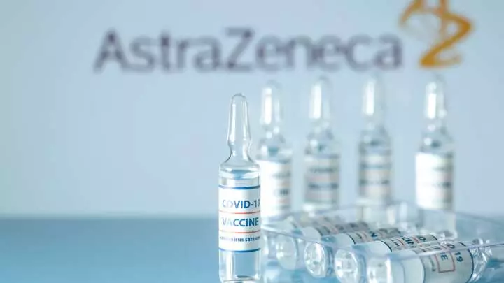 Spørsmål fra det amerikanske byrået AstraZeneca COVID-vaksineprøvedata, påstander "utdatert informasjon" utgitt