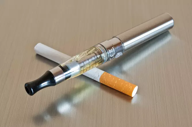 Also Ären Teenager vaping E-Zigaretten - Sollt Dir Iech Suergen? 5862_1