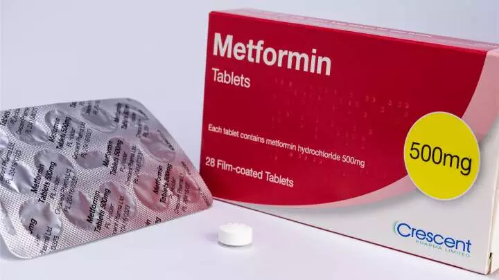 Paternaal gebrûk fan Metformin keppele oan bertedefekten yn poppen