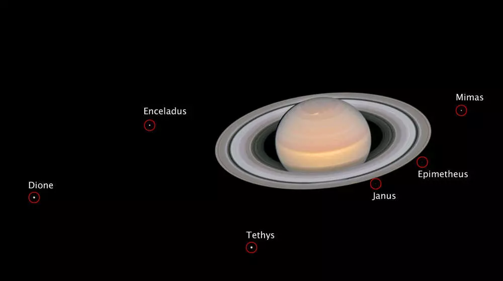 Hubble wepụrụ ụfọdụ onyonyo mara mma nke Mars na Saturn 6278_2