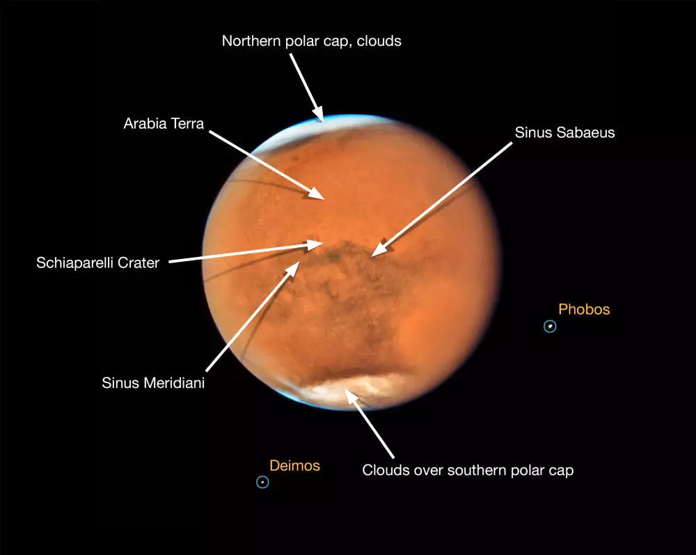 Hubble wepụrụ ụfọdụ onyonyo mara mma nke Mars na Saturn 6278_4