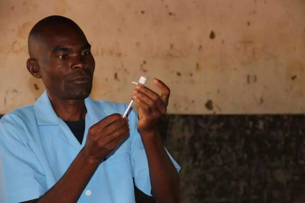 Welt éischt Malaria Impfung fänkt Landmark Pilot Programm zu Malawi un 7713_2