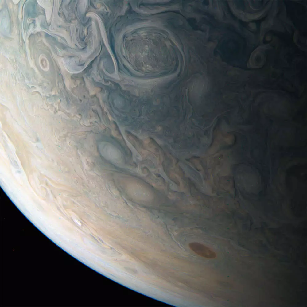 De lêste ôfbyldings fan Jupiter fan NASA's Juno Spacecraft binne serieus ongelooflijk 7768_8