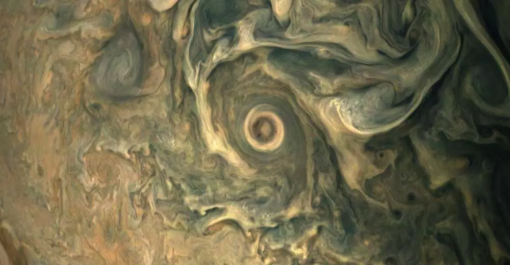 De lêste ôfbyldings fan Jupiter fan NASA's Juno Spacecraft binne serieus ongelooflijk 7768_9