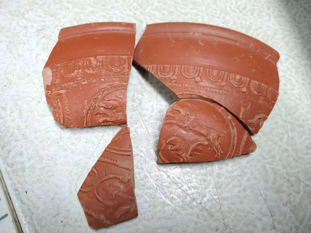 Sekitar 40 Kerangka Romawi Dipenggal Ditemukan Dengan Tengkorak Di Antara Kakinya 785_4