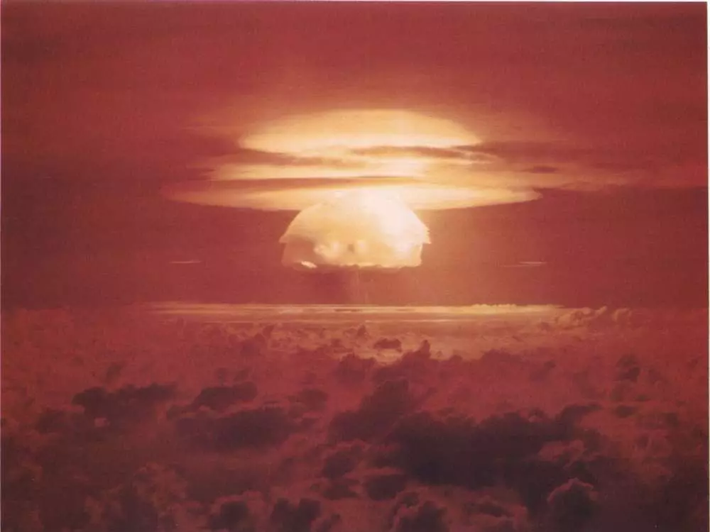 Co by se stalo, kdyby byla na Yellowstonský supervulkán svržena jaderná bomba? 7943_3