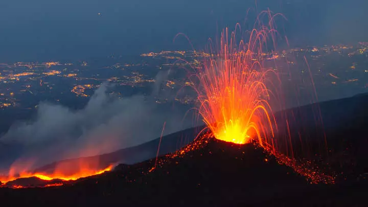 အငြင်းပွားဖွယ်လေ့လာမှုက Etna တောင်ကို ဧရာမရေပူစမ်းနဲ့ နှိုင်းယှဉ်ပါတယ်။