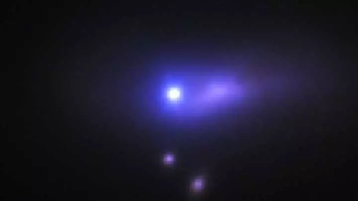 Supernova verbrennt säin Emgéigend Begleeder Stär vun Astronomen fir d'éischte Kéier observéiert